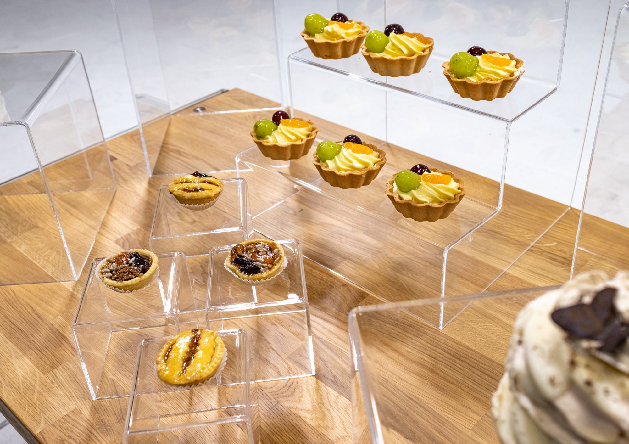 Acrylic Wedding Cake Stands Event Food Riser Acrylic Set of - Etsy