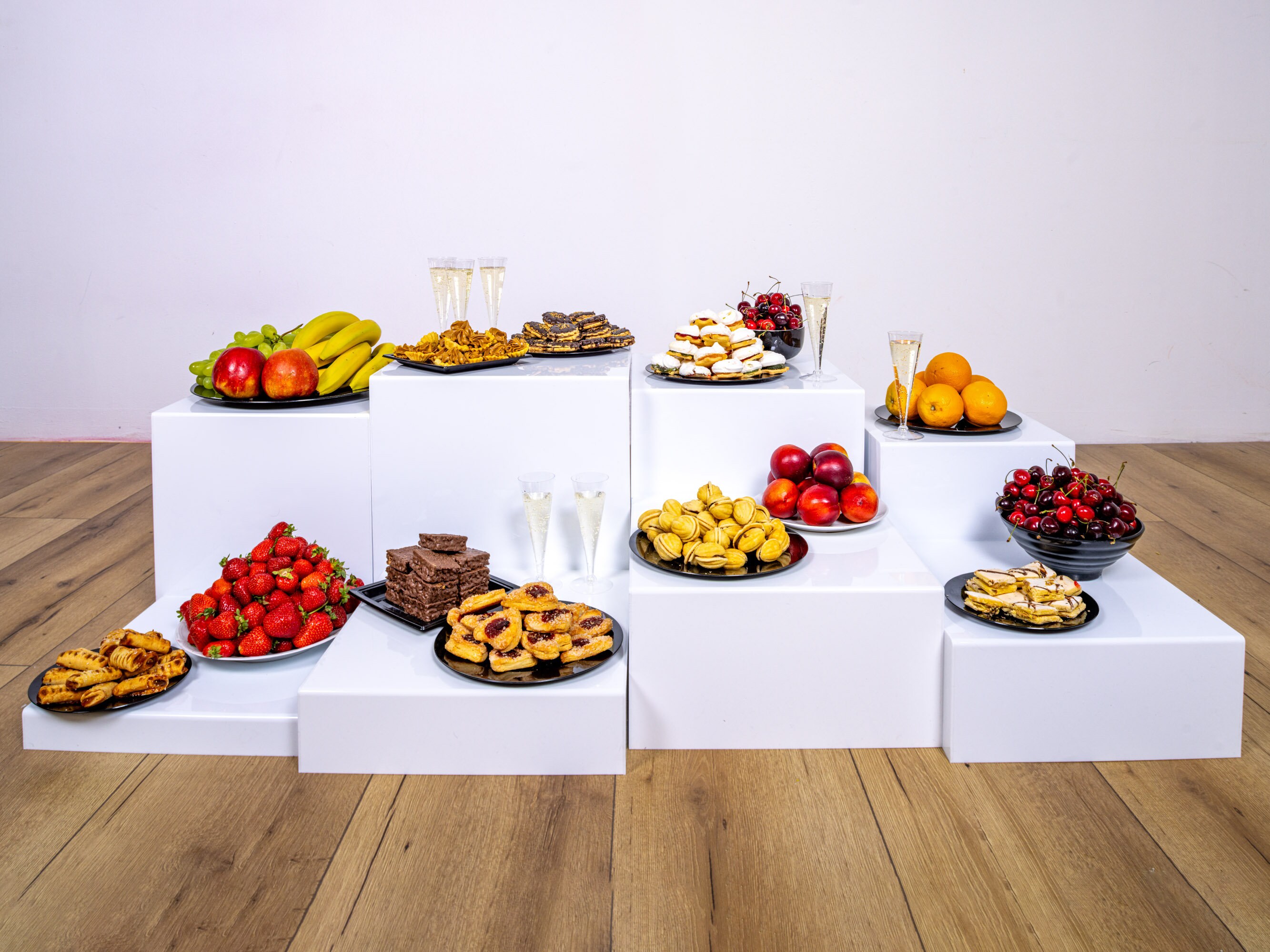 White Wedding Acrylic 8 Stands, White Unique Buffet Display Event Food ...