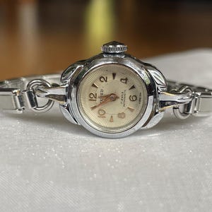 Rare 1960’s Vintage Swiss Ladies Dress Watch Kered Silver Color With ...