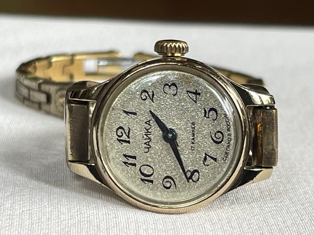Vintage 1970 Small Women's Dress Wristwatch Chaika, Retro Ladies ...