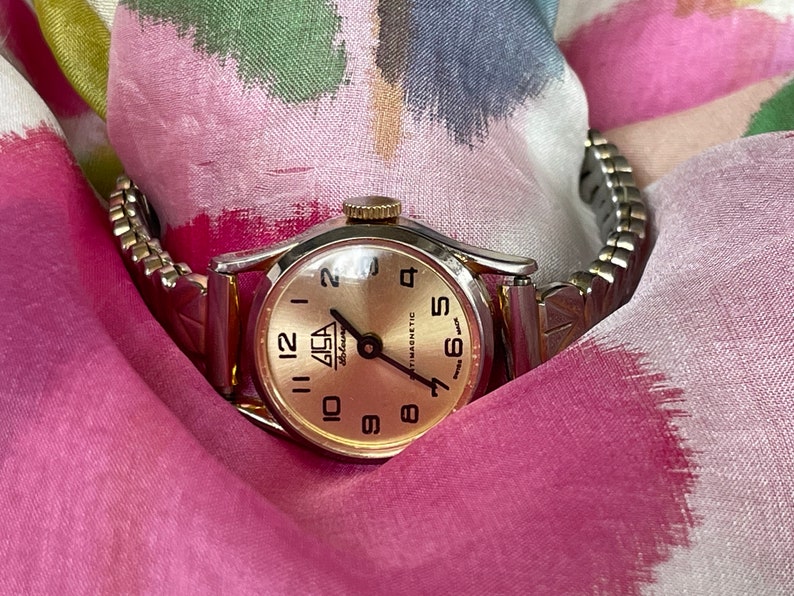 Stunning 1960 Vintage Swiss Ladies Wristwatch Gisa Gold Color Case, Art ...