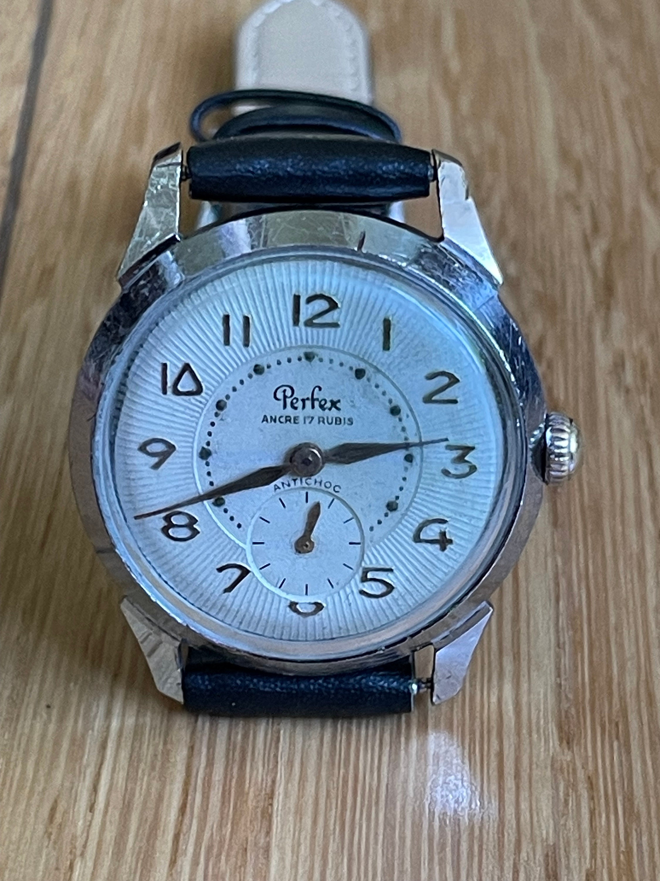 Jaren 1960 Zwitsers vintage mechanisch herenpolshorloge Perfex ...