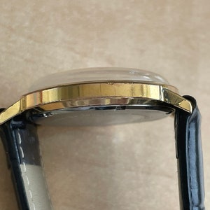 1960’s Swiss Vintage Mechanical Men's Wristwatch Mutrix Golden Color ...