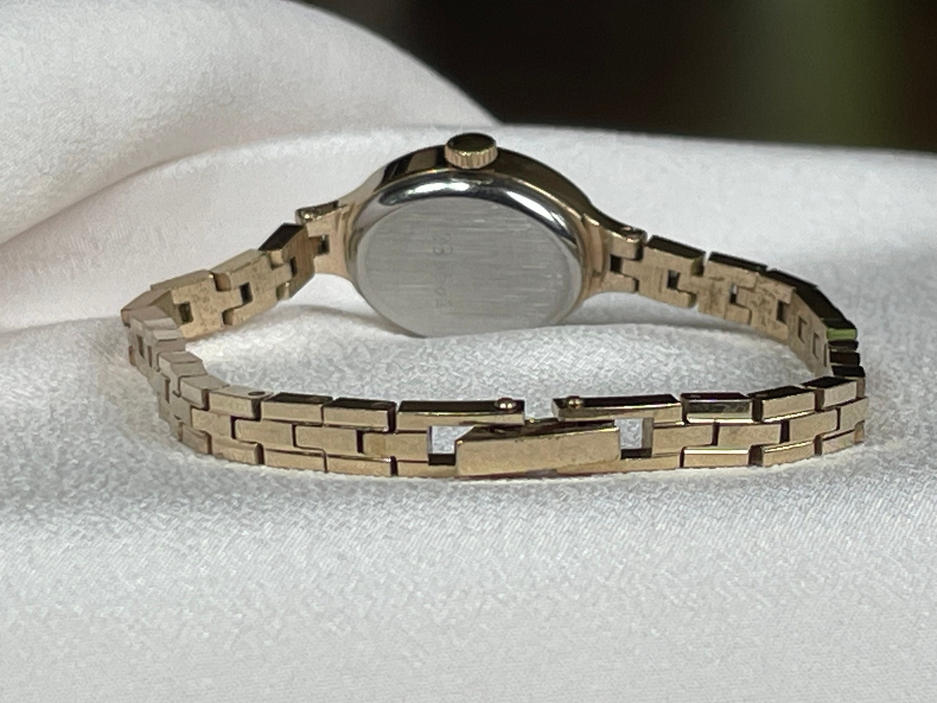 Vintage 1970 Small Women's Dress Wristwatch Chaika, Retro Ladies ...