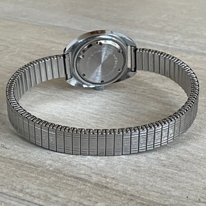 Elegant 1960 Vintage German 15 Jewels Ladies Wristwatch Osco Silver ...