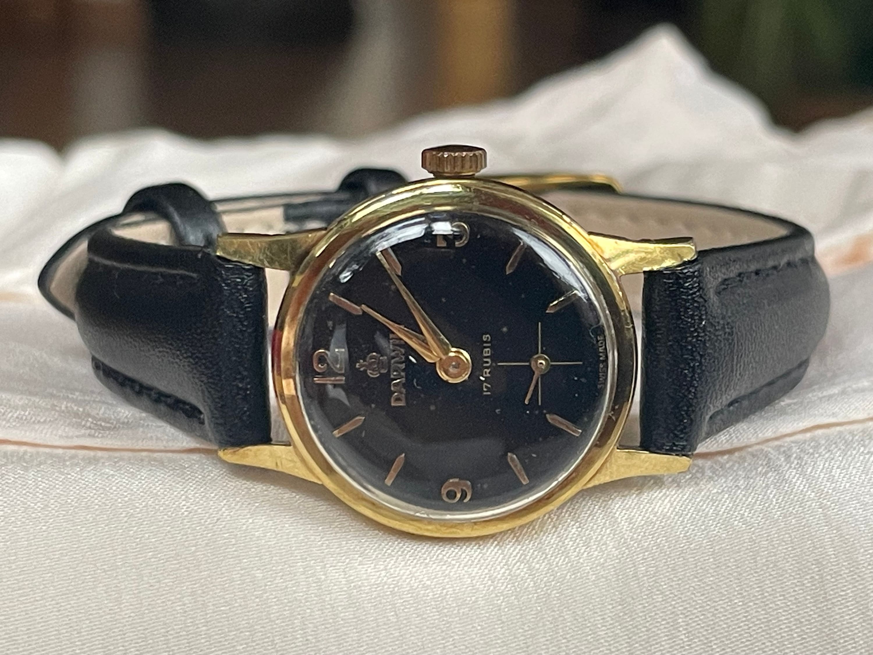 Elegant 1970 Vintage Swiss Ladies Wristwatch Darwil Golden Color, Swiss ...