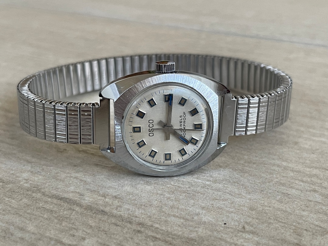 Elegant 1960 Vintage German 15 Jewels Ladies Wristwatch Osco Silver ...