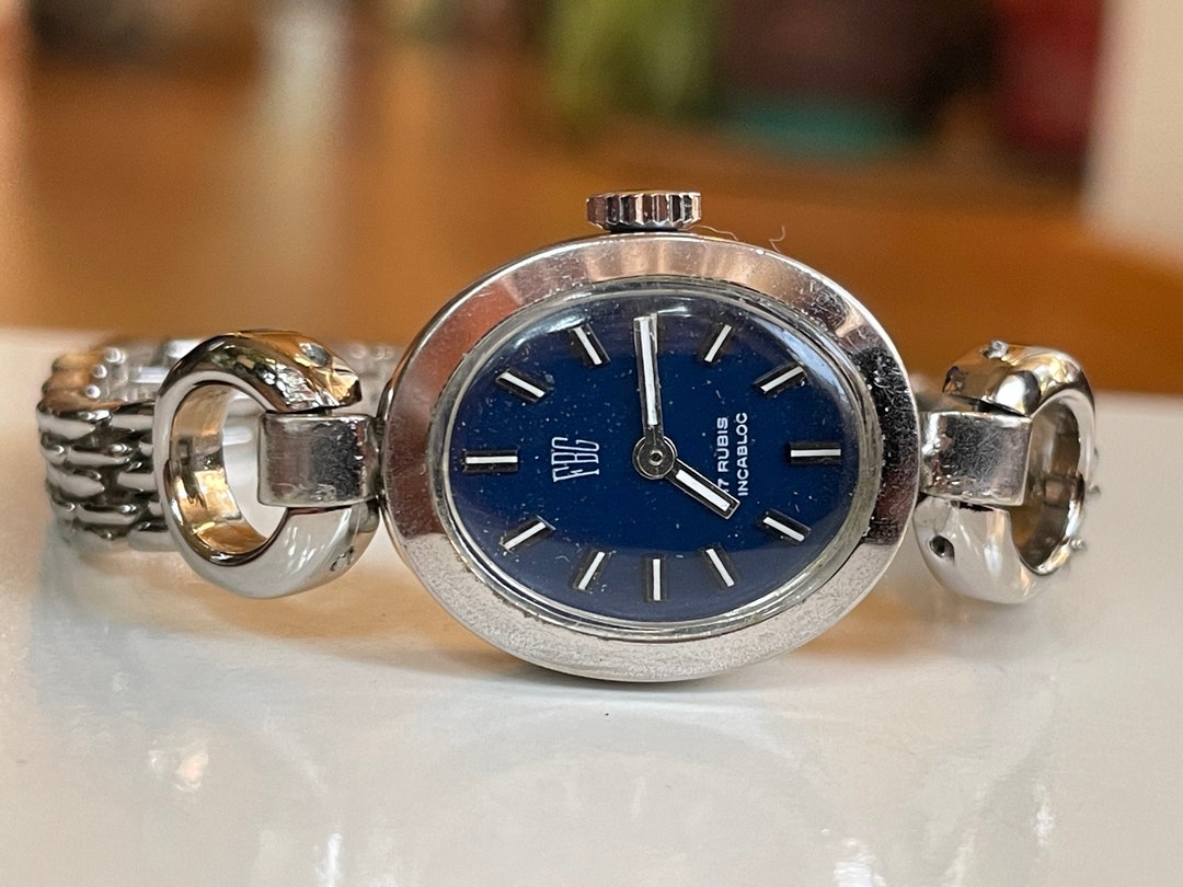 1960 Vintage Swiss 17 Jewels Ladies Wristwatch FBC Silver Color Case ...
