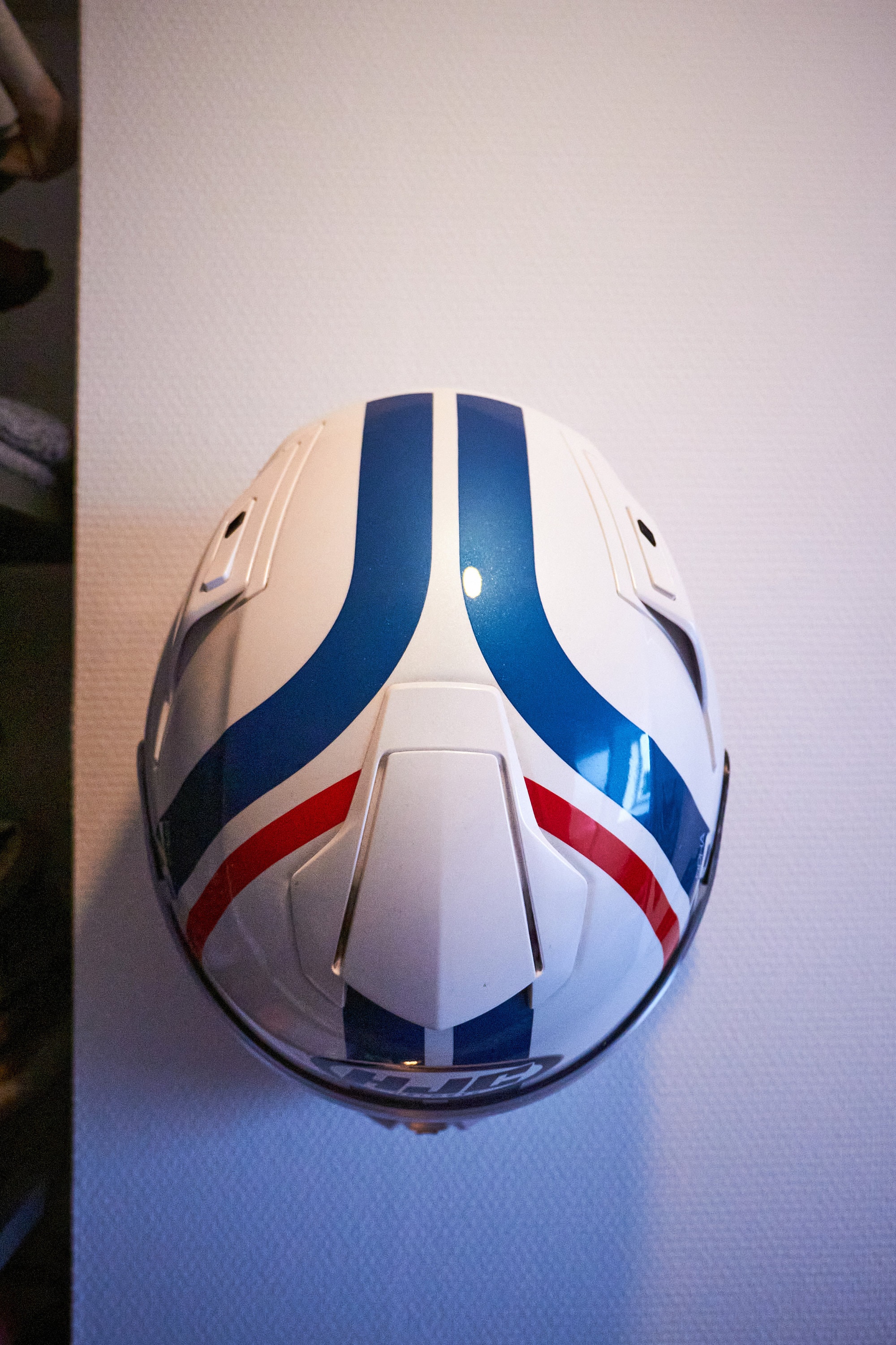 Wall-mounted Helmet Rack for Motorcycle and Bicycle Helmets - Etsy