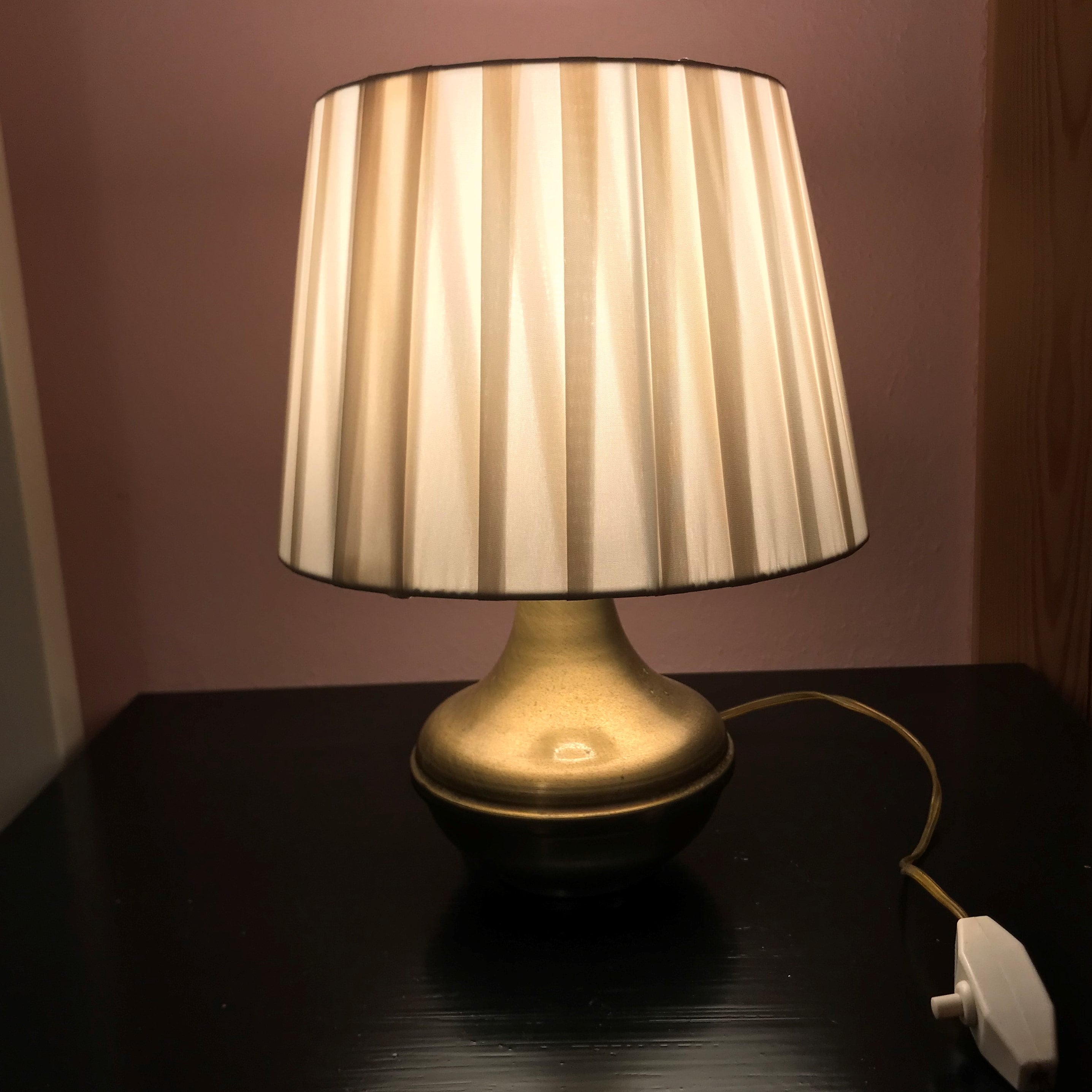 Vintage Table Light/ Beige Pleated Linen Lampshade/ Table Lamp With ...