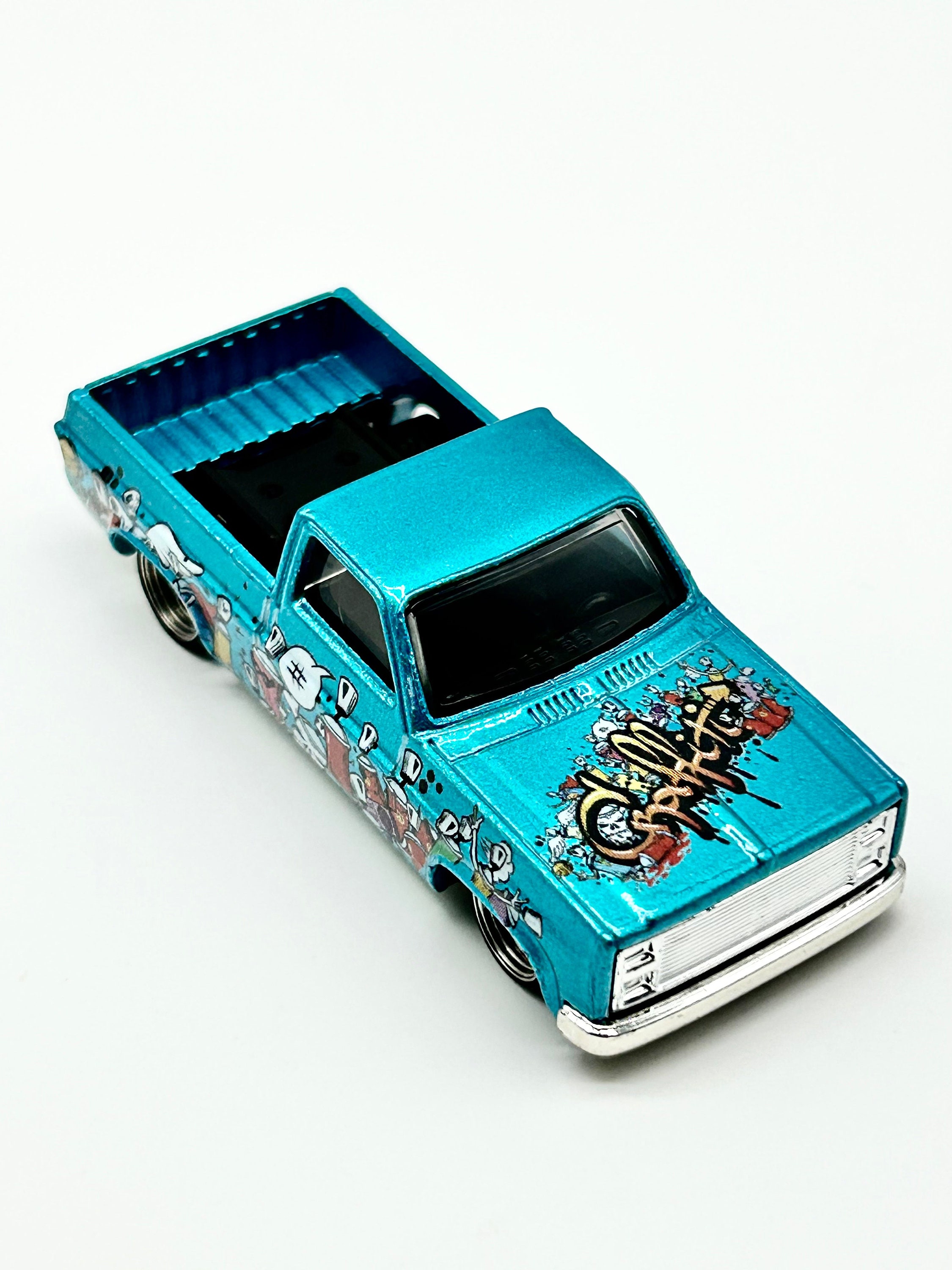 Fully Custom 83 Chevy Silverado graffiti Themed With Ac Custon ...