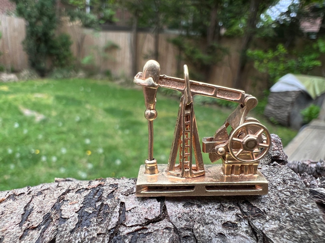 Oil Rig Charm, Gold Oil Rig, Oil Rig Pendant - Etsy