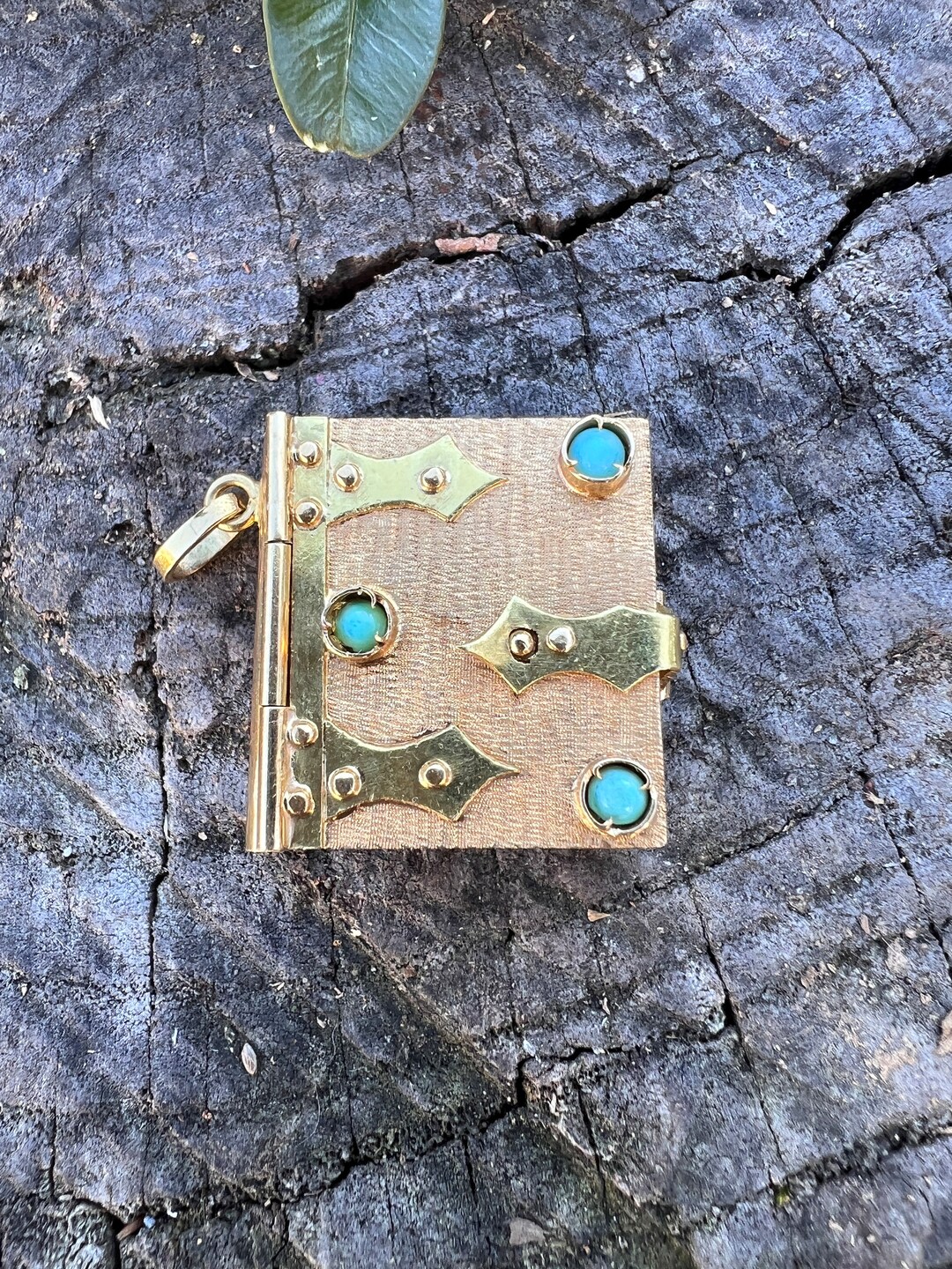 Gold Book Charm, Gold Book Locket, Old Book Charm, 18K Gold Locket - Etsy