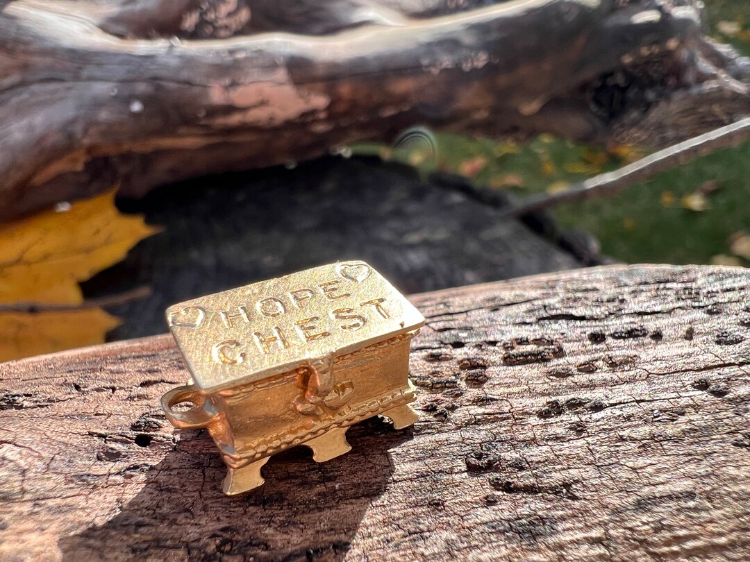 Hope Chest Charm, Hope Chest With Ring Inside, Gold Hope Chest Charm - Etsy