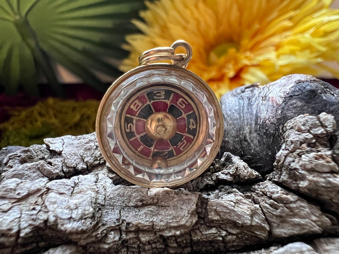 Roulette Wheel Charm, Gold Roulette Wheel, Roulette Pendant, Roulette ...