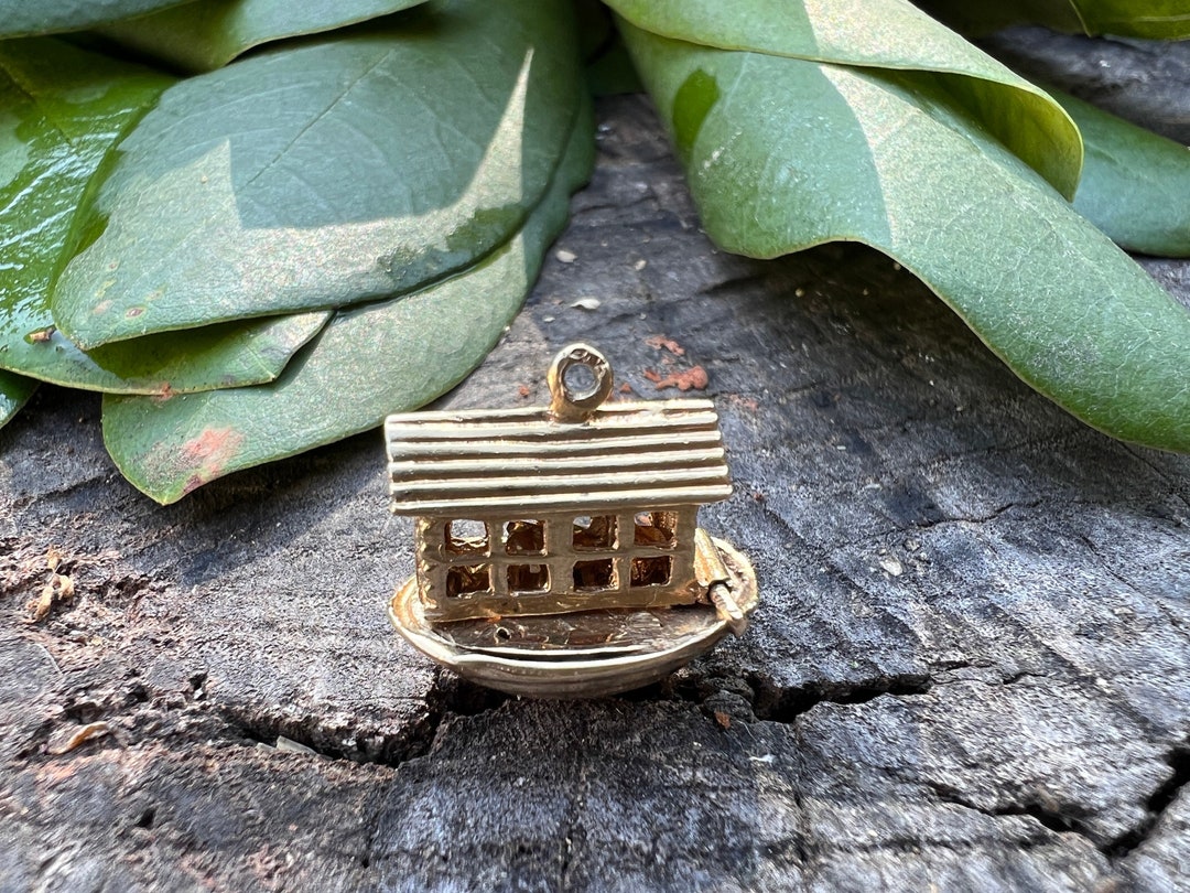 14k Gold Noah's Ark Charm, Movable Religious Bible Story - Etsy