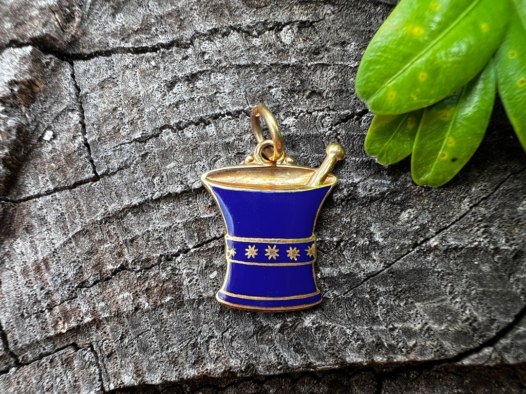 Mortar and Pestle Charm, Gold Mortar Pestle, Pharmacist Gift - Etsy