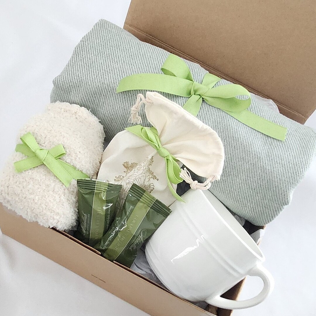 Sending Hugs Gift Box With Blanket for Her, Gift for Her Best Friend ...