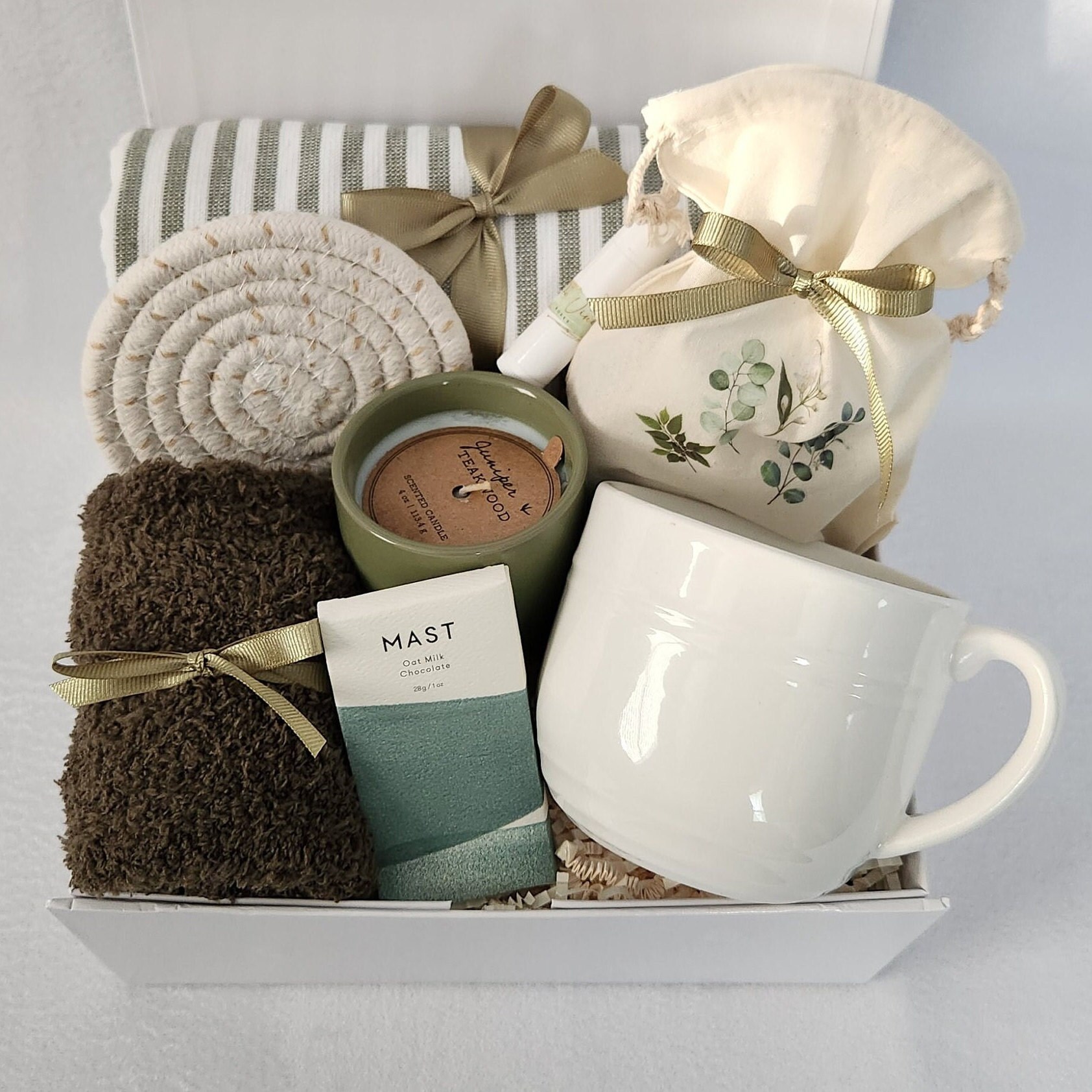 Hygge Gift Box Cozy, Gift Box With Blanket, Gift Basket for Girlfriend ...