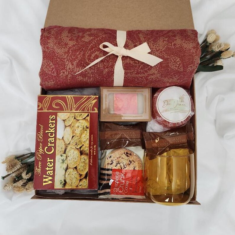 Healing Gift Box for Women: Self-care Package With Blanket, Tea ...