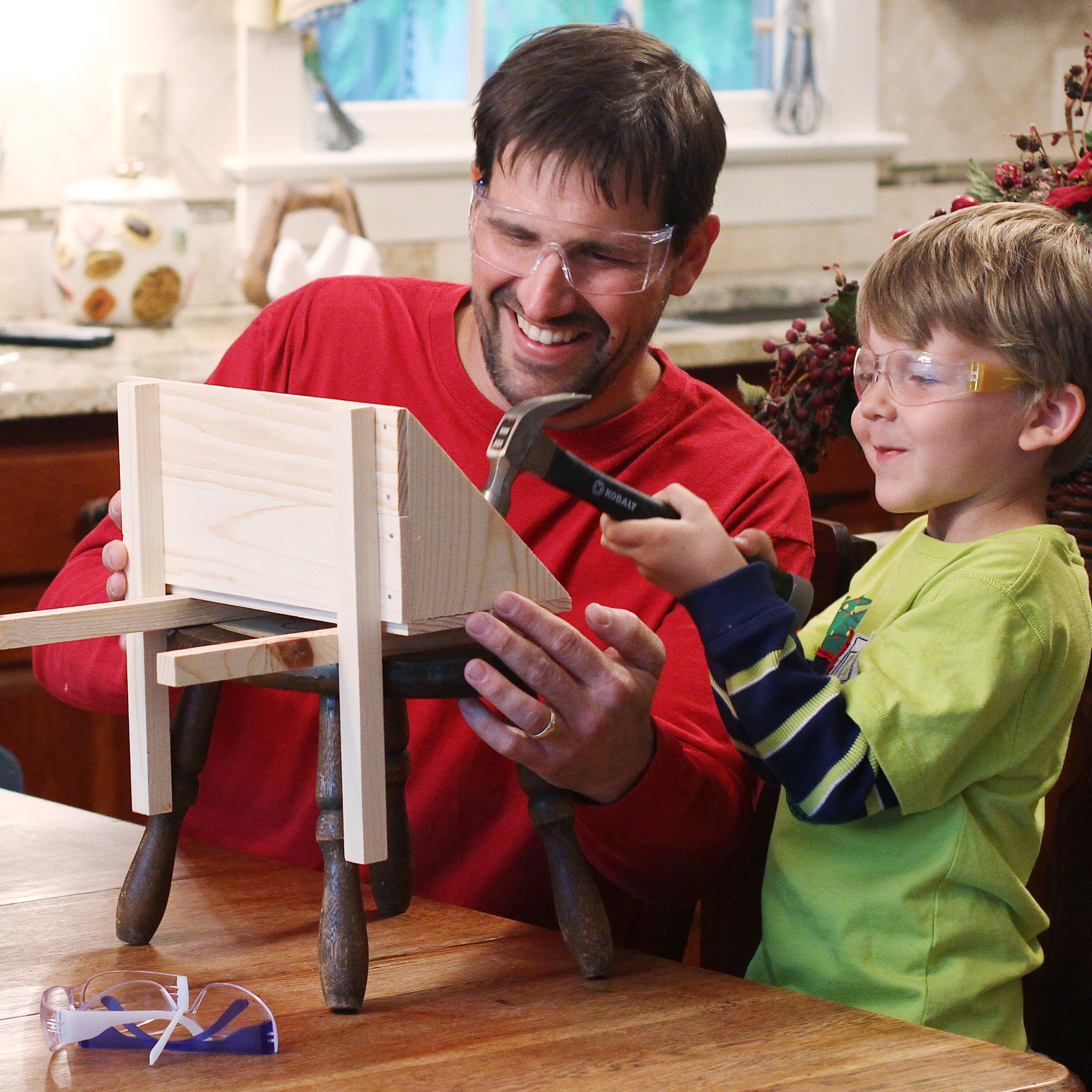 Let's Build a Manger!® Kit | DIY Christmas Craft Kit for Kids and ...