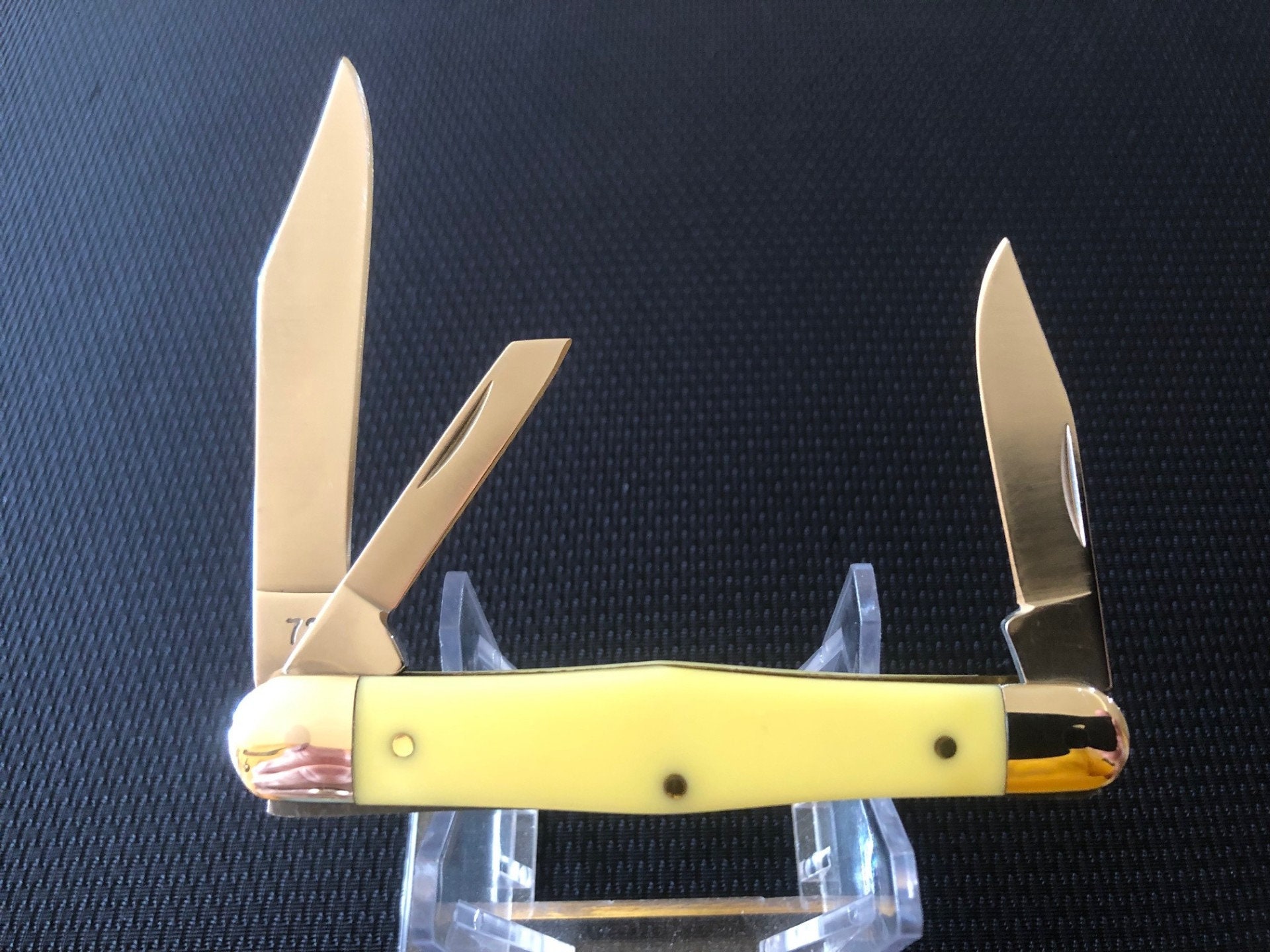 Rare 2002 Thru 2003 Camillus 72 Yello-jaket Whittler 3-bladed Knife, Center Swell or Coke Bottle ...