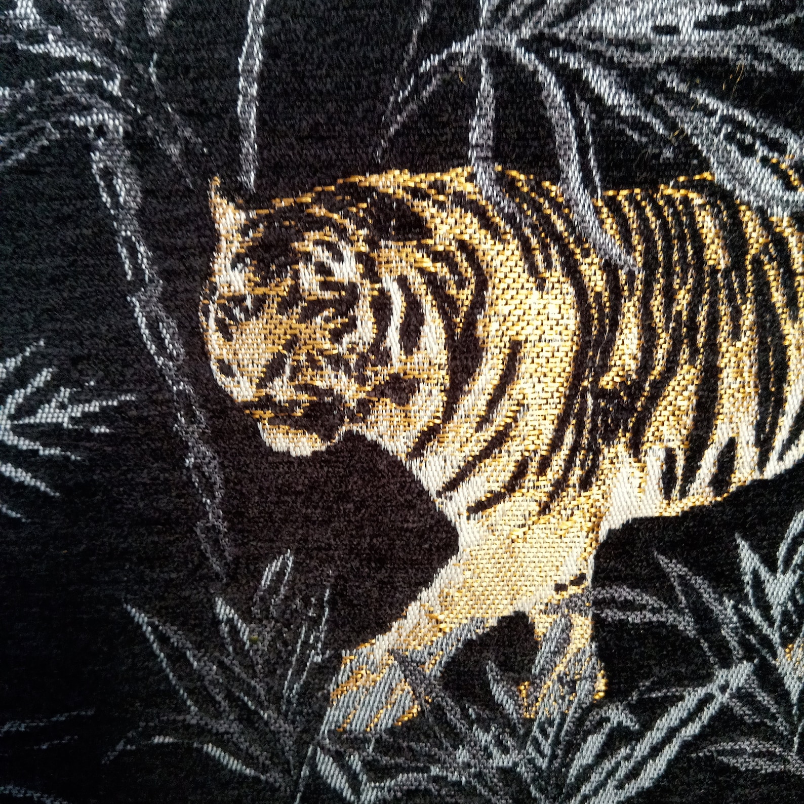 Bengal Tiger Velvet Fabric, Fabric With African Animal, Fabric With ...