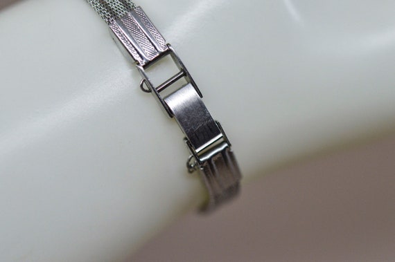 Seiko, silver tone with blue dial, vintage, wind up, … - Gem Seiko, silver tone with blue dial, vintage, wind up, … - Gem