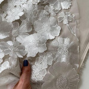 Wedding Lace in Off-white Color With 3D Flowers in Various Sizes. Lace ...