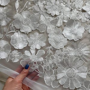 Wedding Lace in Off-white Color With 3D Flowers in Various Sizes. Lace ...