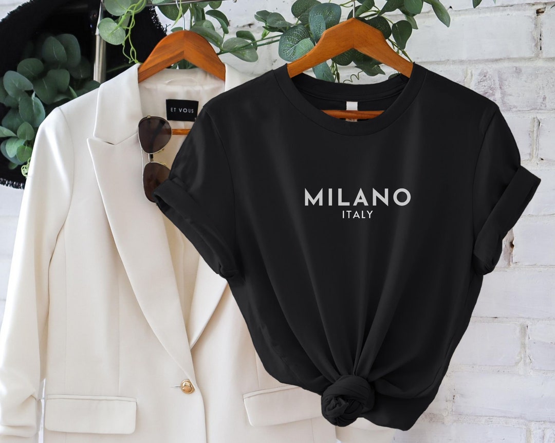 Minimalist Milano Italy Fashion Tshirt, Fashion Girl, Vacation in Italy ...