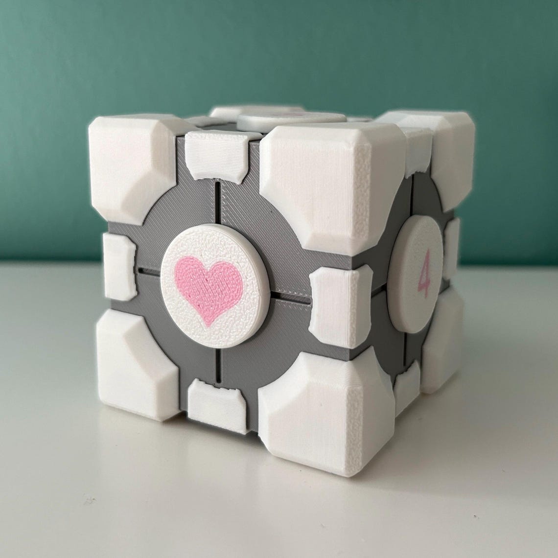 Portal Companion Cube Inspired D6 Die, Scale Model 60mm, Includes 7x ...