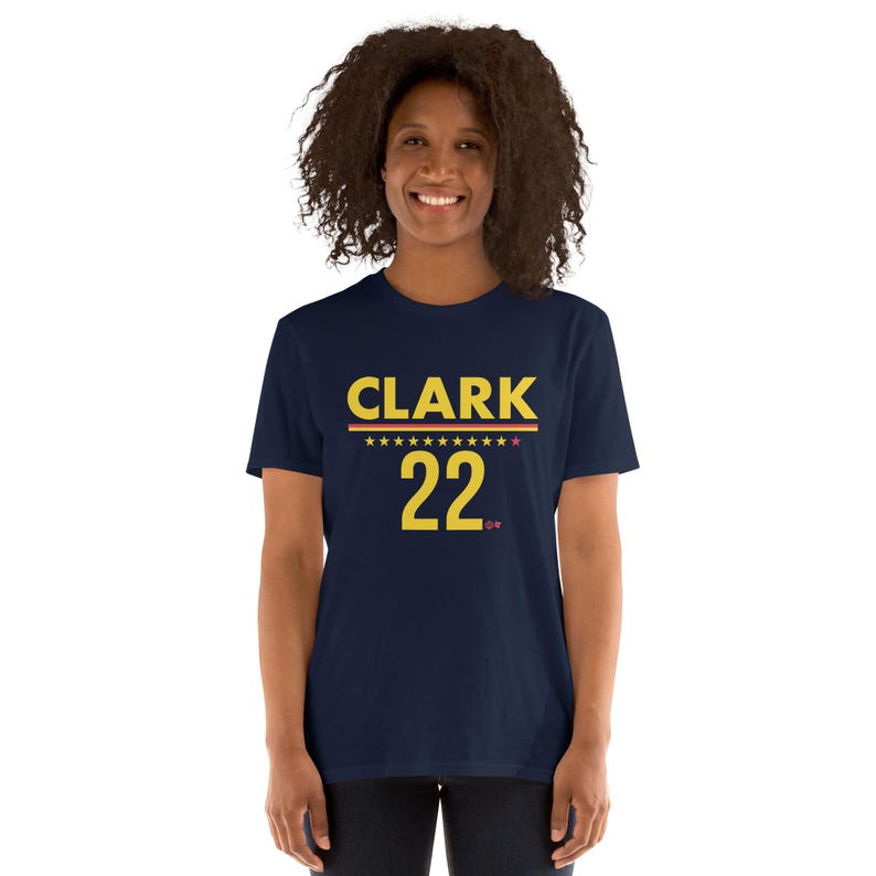 Caitlin Clark: IND 22 - Indiana Basketball T-shirt - Etsy