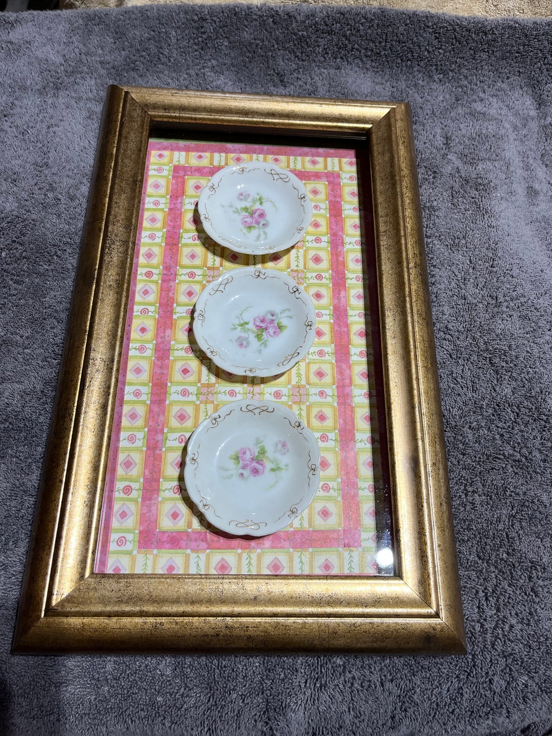 Shadow Box With Antique Porcelains - Etsy