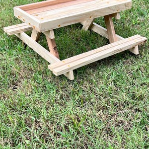 Chick-nik Table - Etsy
