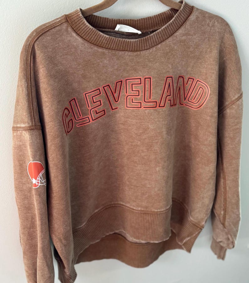 Ladies’ Vintage Wash Cleveland Browns Sweatshirt; Oversized, Women’s ...
