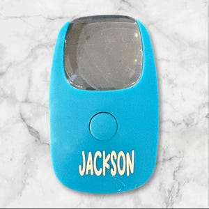 Personalized LED Magnifier: Pocket Travel Magnifying Glass With Light ...