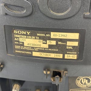 Sony Trinitron 13 Retro CRT Color TV Television With Remote KV-13M42 ...
