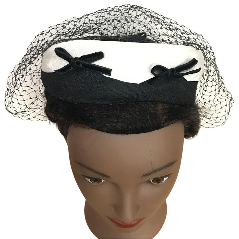 Vintage 1940s Open Pillbox Hat Black and White With Black Veil - Etsy
