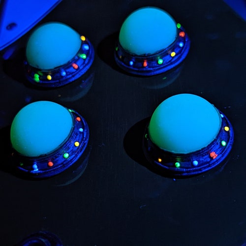 UFO Guitar Knobs Glow in the Dark and UV Lit - Etsy