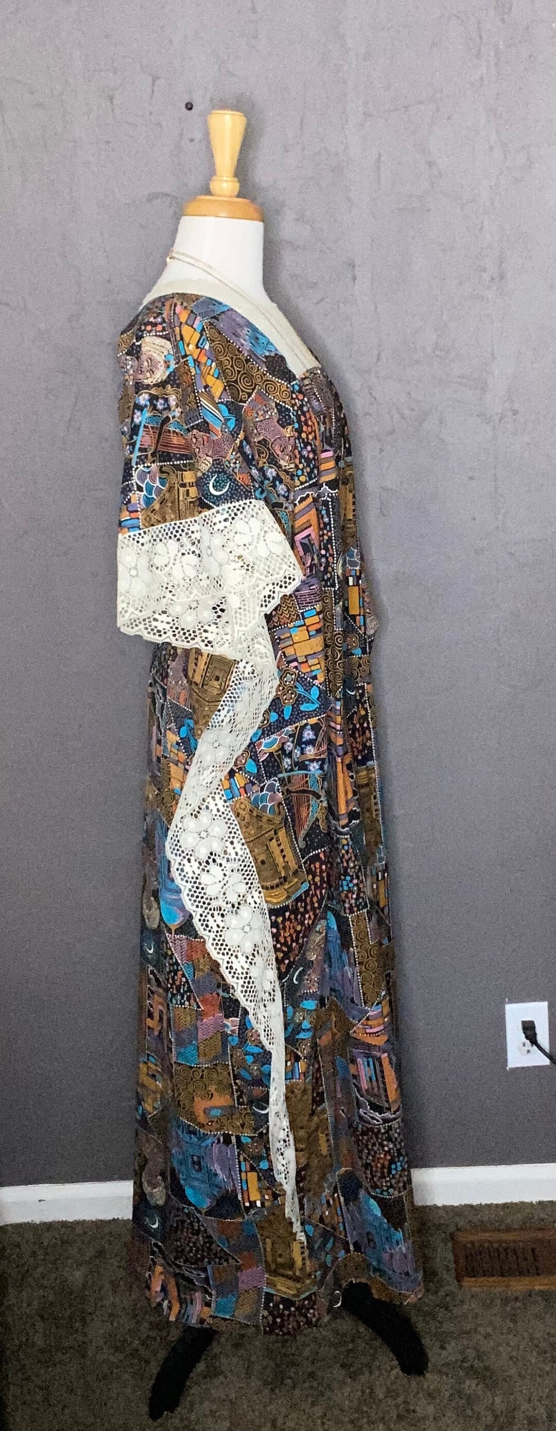 1960s Lace Trimmed Caftan Egyptian Print Kaftan Corey of California ...