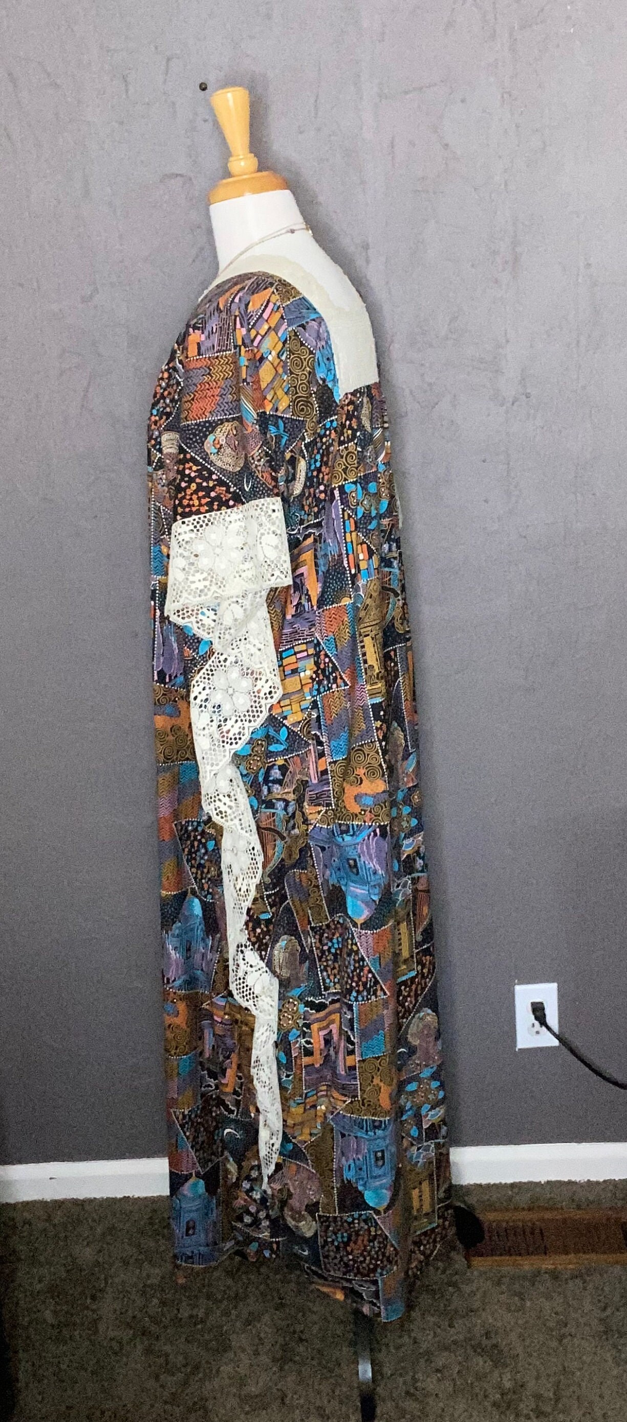 1960s Lace Trimmed Caftan Egyptian Print Kaftan Corey of California ...