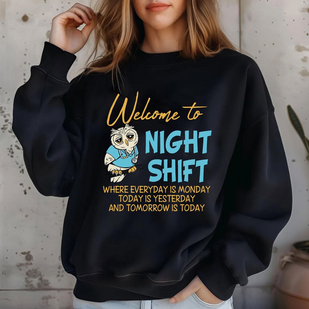 Night Shift Nurse T Shirt Gift for Graveyard Shift RN Trendy T Shirt ...