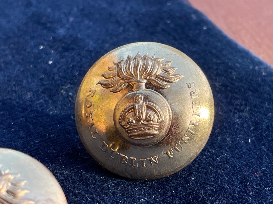 Three Royal Dublin Fusiliers Buttons by Gaunt of London 26mm - Etsy