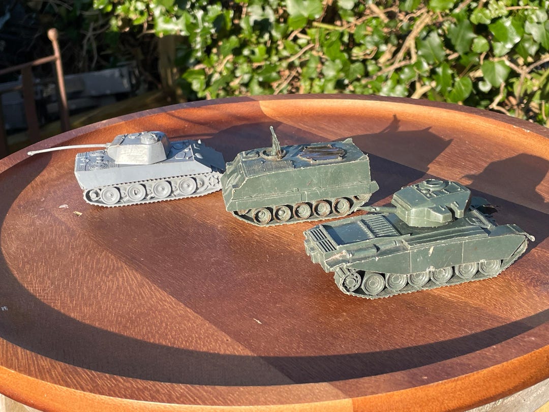 Airfix Plastic Models of Tanks and Troop Carrier 1970's - Panther and ...