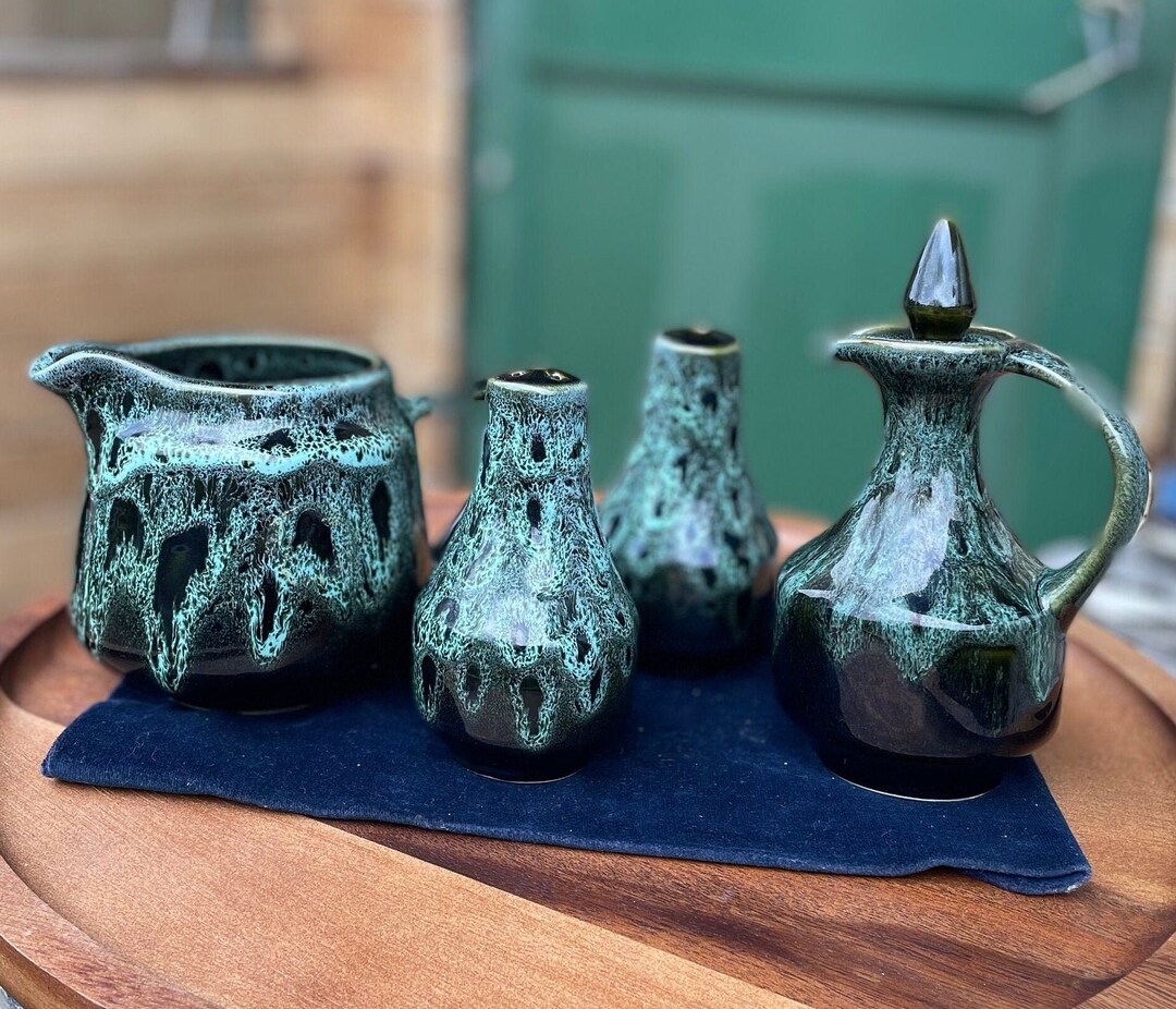 Fosters Pottery Green Honeycomb Set – Salt and Pepper, Jug and Vinegar ...