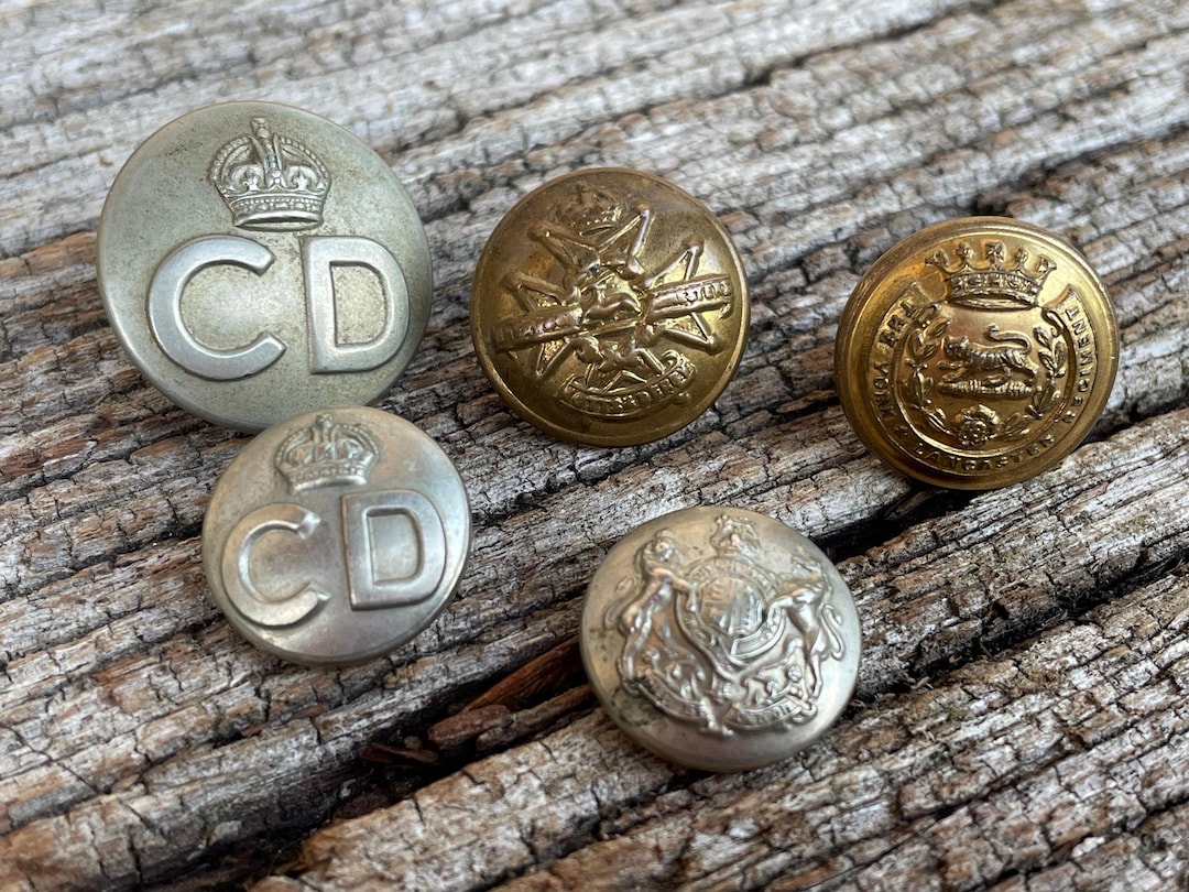 Five Military Buttons Royal Arms, Civil Defence, Regiment, Home ...