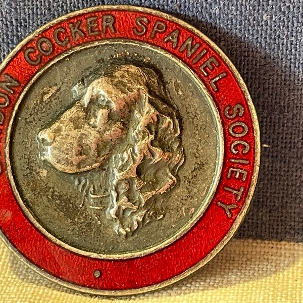 London Enamel Pin - Etsy