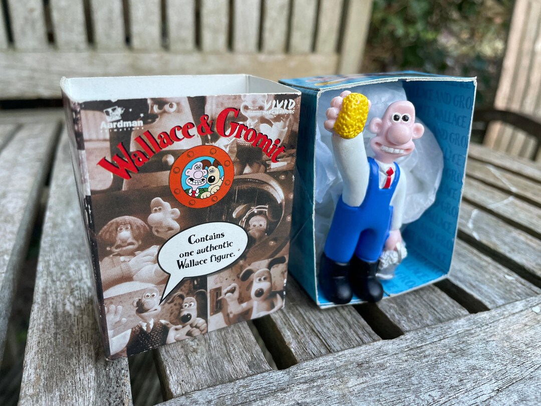 Wallace and Gromit Mini Figures in a Matchbox Washing Wallace Aardman W ...