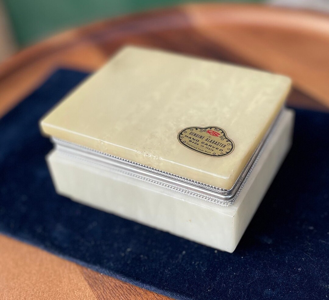 An Italian Hinged Alabaster Jewellery Box 10.5cm Wide C1970's - Etsy